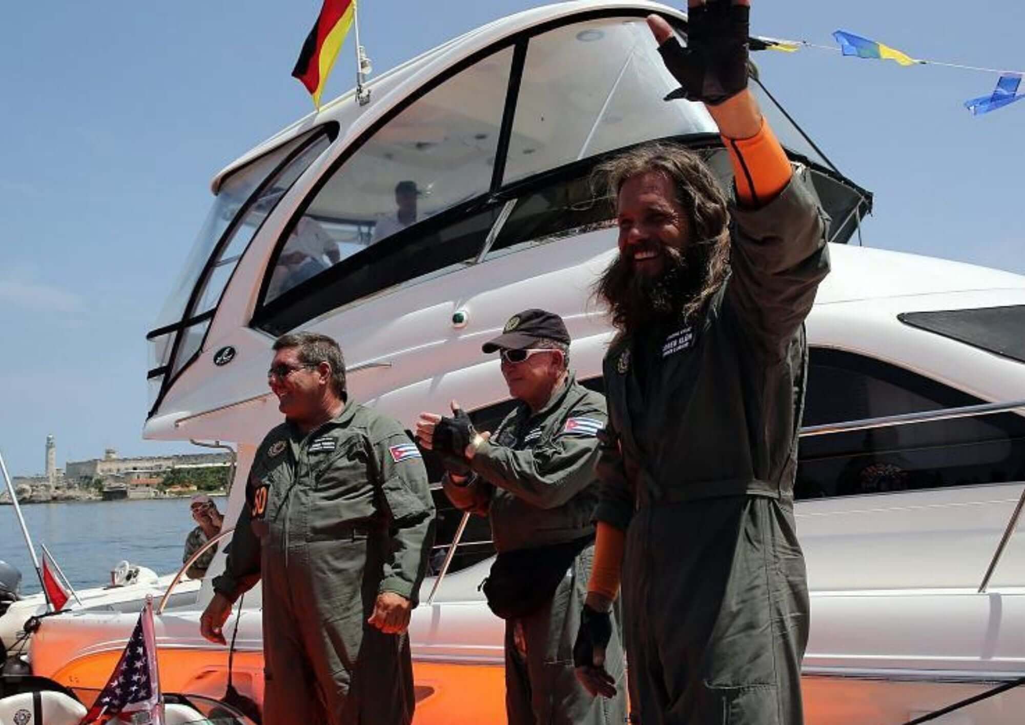 On the way to the USA: Roger Klüh's Apache Star leaves Cuba